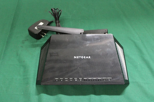 NETGEAR NIGHTHAWK AC1750 Smart Wi-Fi Wireless Router Model R6700v2 $50. ...