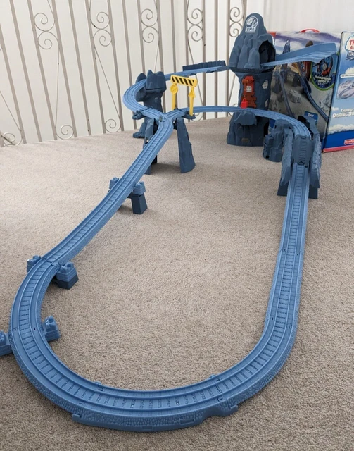 THOMAS THE TANK Engine Trackmaster Blue Mountain Daring Drop (TRACK ...