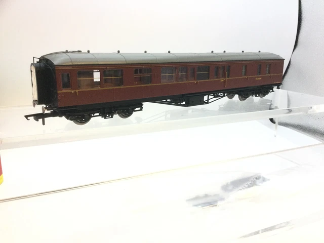 HORNBY R4411A OO Gauge BR Maroon Hawksworth Brake Coach (L2) £29.99 ...