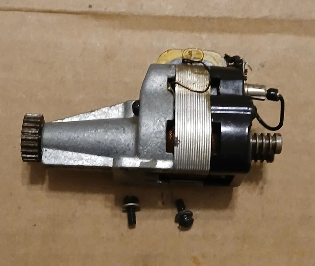 LIONEL POST WAR 1946 #671 Turbine Atomic Motor 1946 #2020 $24.99 - PicClick