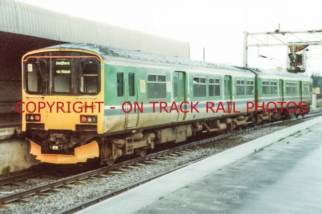 UK RAILWAY PHOTOGRAPH Of Class 150 Dmu 150125. Rmdmu2Nd-25 £1.70 ...