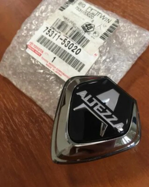 GENUINE TOYOTA ALTEZZA GXE SXE Front Grill Emblem Ornament Black 75311 ...