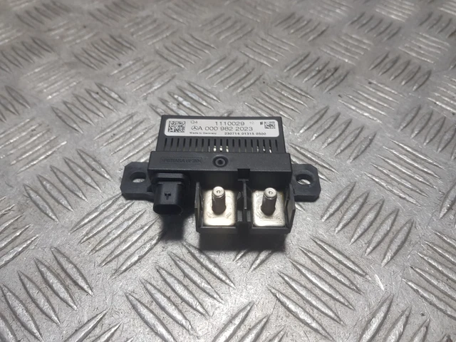 MERCEDES E CLASS W212 Battery Relay Module A0009822023 £9.99 - PicClick UK