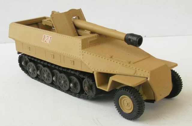 DINKY - HANOMAG Sdkfz 251 Half Track - 7.5cm Tank Destroyer - 694 - EUR ...
