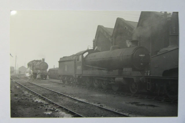 RWY078 - 1955 British Railway Locomotive 63827 at ANNESLEY SHED Real ...