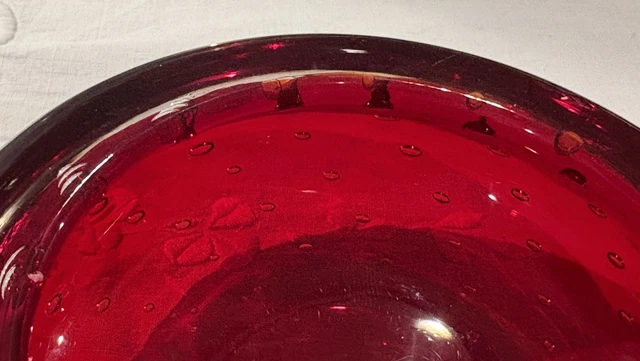 WHITEFRIARS RUBY RED Controlled Bubble Release 5 inch Bowl Dish VGC £4. ...