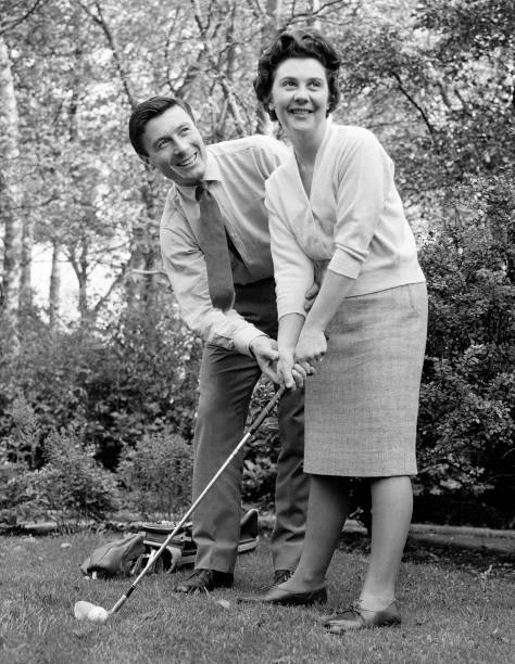 BURNLEY FOOTBALLER JIMMY Mcilroy With His Wife 1962 Old Football Photo ...
