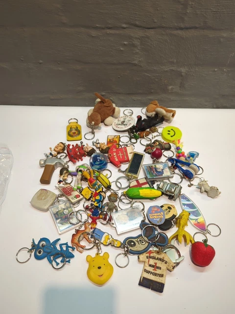 MASSIVE RANDOM KEYRINGS Bundle 80s 90s Various TV Sports Kids Cartoons ...