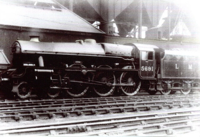 RAILWAY PHOTOGRAPH LMS Jubilee Class 4-6-0 No 5691 ORION Crewe North ...