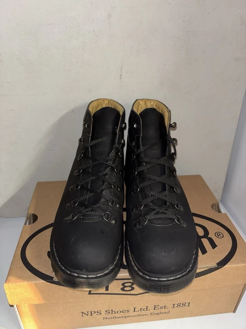 SOLOVAIR BLACK GREASY Leather Walking Hiker Boots Size 9.5 New Seconds ...