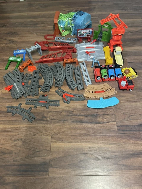 THOMAS THE TANK Engine trackmaster bundle. Two Sets With Instructions ...