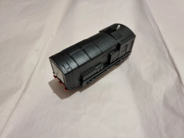 THOMAS THE TANK Engine & Friends Trackmaster REVOLUTION DIESEL TRAIN ...