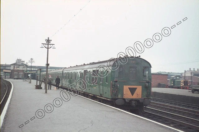 35MM ORIGINAL COLOUR SLIDE OF CLASS 414 (2-HAP) EMU AT UNKNOWN IN 1964 ...