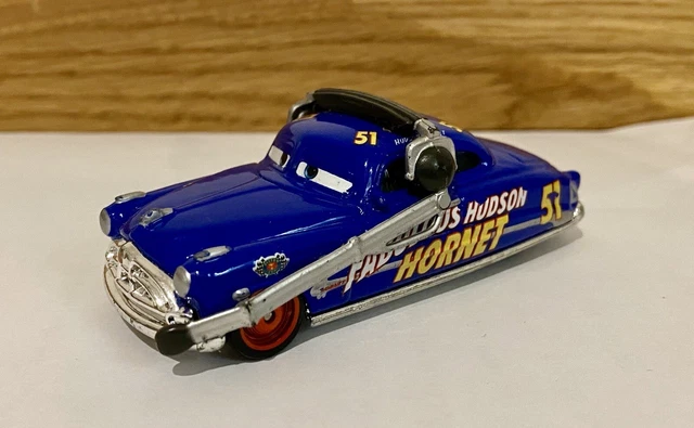 DISNEY PIXAR CARS Fabulous ‘DOC’ Hudson Hornet Pit Crew Member Diecast ...