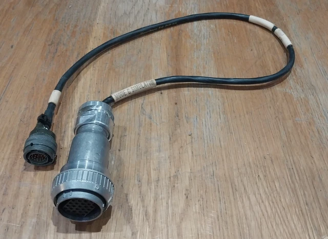 EX-MOD AIRCRAFT MODE C Simulator Cable w/ 25-Way Plessey Plug Socket £ ...