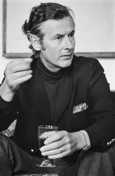 GROUP CAPTAIN PETER Townsend of the RAF, UK, 1972 OLD PHOTO $8.50 ...