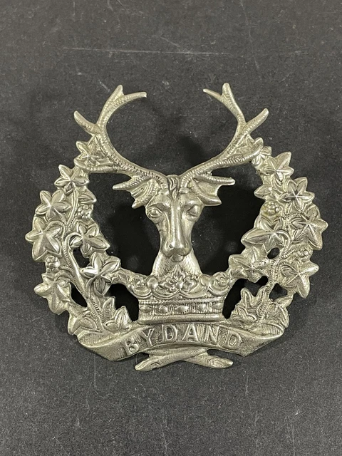 WW2 BRITISH ARMY, The Gordon Highlander's Glengarry Cap Badge £15.00 ...