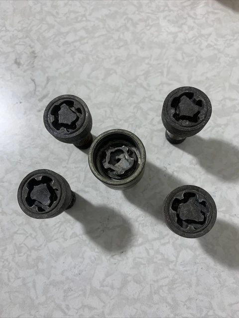 VW LOCKING WHEEL Nut Key Letter G, Code 527 with 17mm Hex Full set £29. ...