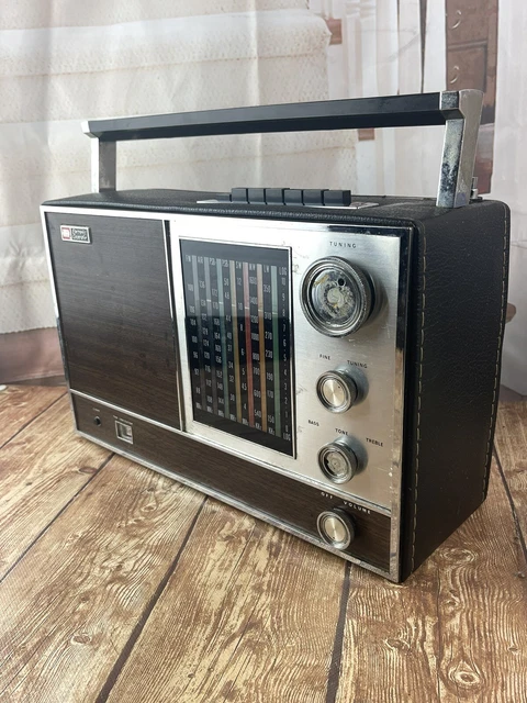 RARE VINTAGE ROSS Electronics Model RE-1957 Am FM / SW Transistor Radio ...