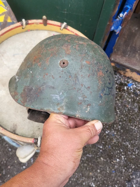 WW2 WORLD WAR 11 Italian Military Helmet - With Badge £360.00 - PicClick UK