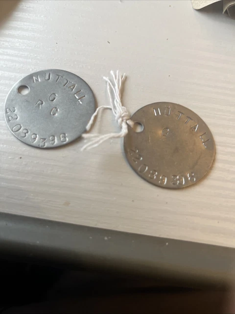 AN ORIGINAL PAIR of WW2 1950s Era Identification Discs Dog Tags Nuttall ...