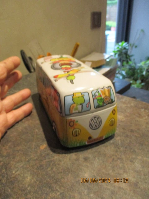 (1) BOITE PUBLICITAIRE en Tôle Volkswagen Combi VW de Biscuit : I love ...