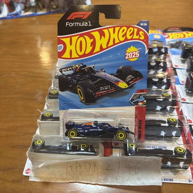 HOT WHEELS FORMULA 1 F1 Oracle Red Bull Racing Long Card £12.90 ...