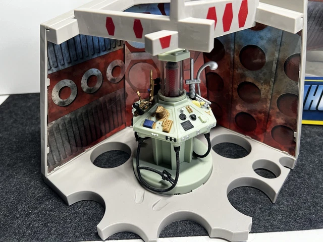 DOCTOR WHO JUNK Tardis Console Playset by Character Options £19.00 ...