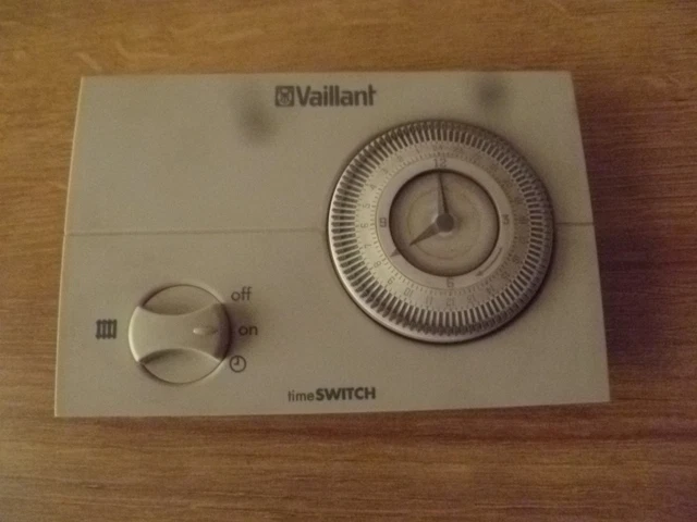 VAILLANT TIME SWITCH 130 24Hr Mechanical Analogue Timer Clock 306759 £ ...