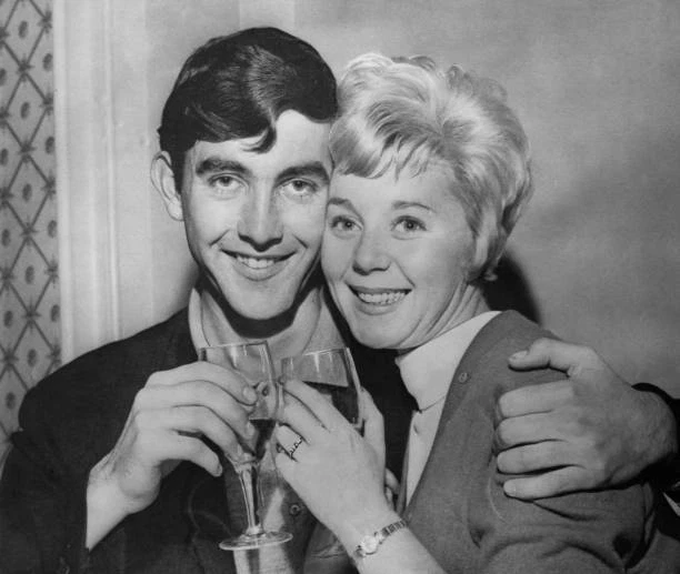 ENGLISH ACTOR JOHN Alderton fianc e actress Jill Browne who co-- 1963 ...