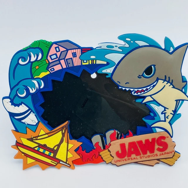 JAWS OFFICIAL POCKET Watch UNIVERSAL STUDIOS JAPAN Great White Shark ...