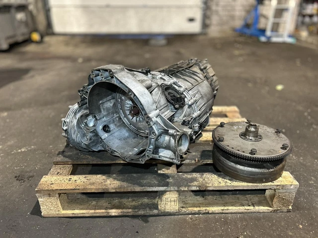 AUDI A4 8K2 B8 Automatic Gearbox KSS 2.7 Diesel 140kW 2008 DEFECTED £ ...