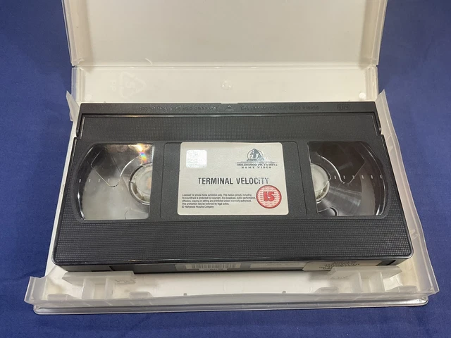 TERMINAL VELOCITY, VHS Video, Charlie Sheen, Nastassja Kinski £3.00 ...