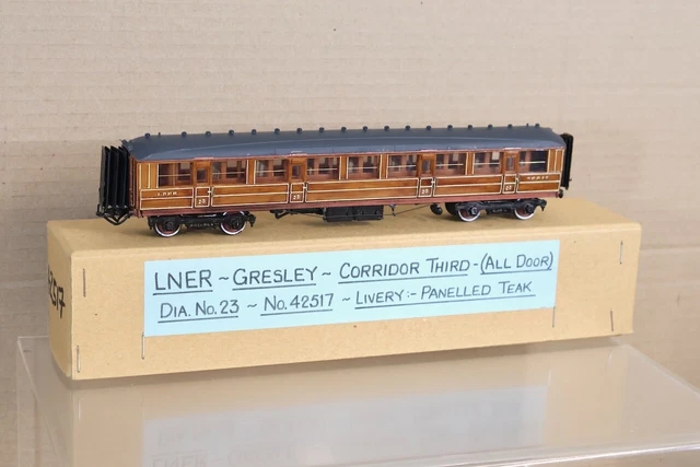 IAN KIRK CHIVERS KIT BUILT LNER 3rd CLASS CORRIDOR COACH 42517 ol $232. ...