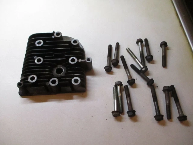 BRIGGS & STRATTON 5HP 130202 Engine Cylinder Head w/Bolts Plus 6 Extra ...