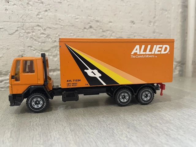 CAMION-CARGO FORD CARGO Box Siku - déménageurs alliés 1/55 #2867 EUR 17 ...