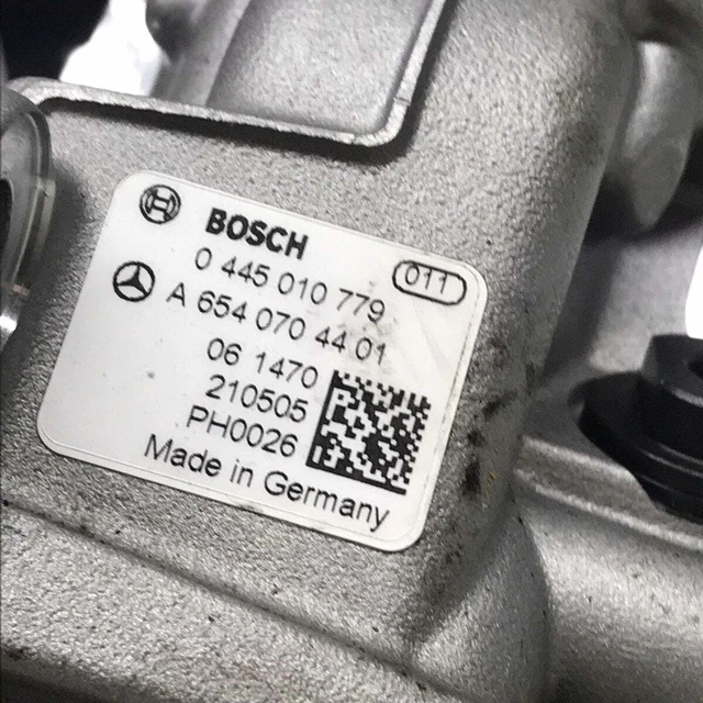 2018 MERCEDES-BENZ / High Pressure Fuel Pump / 3.0L Diesel ...