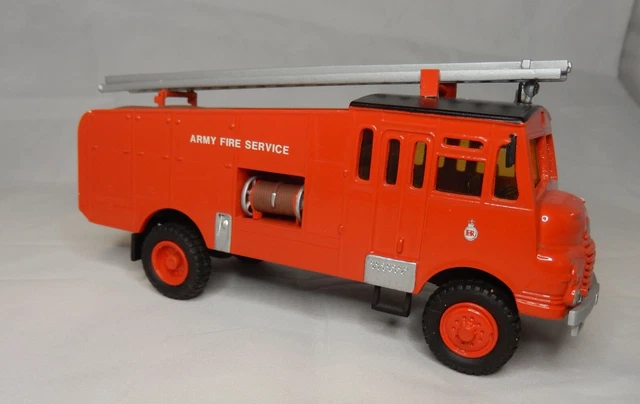 RSH MODELS GREEN Goddess Army Fire Service Made Kit Diecast 1:48 Scale ...