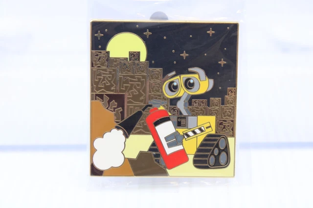 C4 DISNEY DSF DSSH LE 300 Pin Pixar Wall-E Holding Fire Extinguisher £ ...