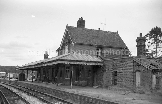 MIDHURST STATION LOOKING West Bluebell Railway 1960's Negative RN288 £ ...