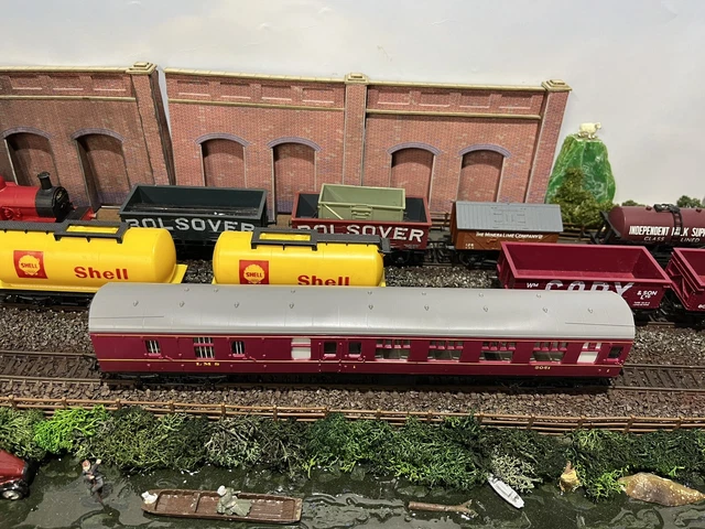 HORNBY R423 OO Gauge LMS Mk1 Brake & 1st Corridor Coach #5051 In Good ...