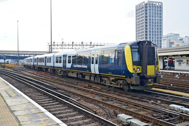 CLASS 450 NO 450035 in south west trains atclapham jn 1 £1.00 - PicClick UK