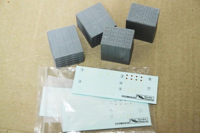 1:35 GECKO MODELS 35GM0020 L31A3 2 shells 105mm Ammo Boxes gebaut ...
