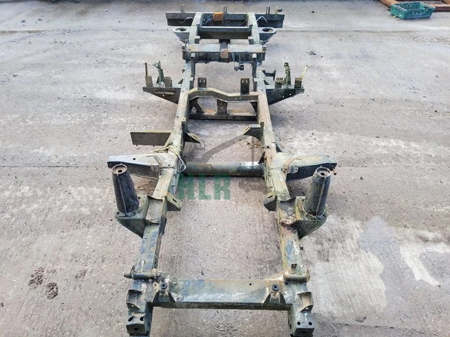 LAND ROVER DEFENDER 110 200 TDI Tipper Chassis Collection Only £425.00 ...