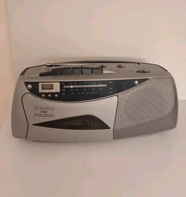 ROBERTS RADIO WITH Cassette Player & Alarm Clock RC9907 Mains & Battery ...