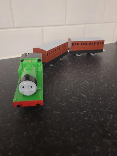 RARE TOMY TRACKMASTER Motorised Oliver Train & Carriages Gwr 11 Thomas ...