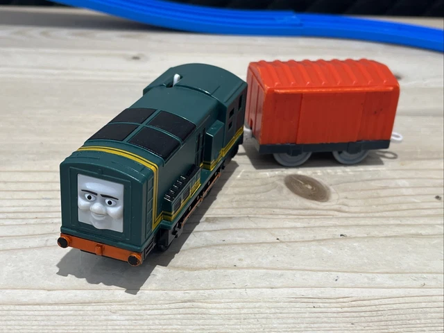 THOMAS TRACKMASTER PAXTON battery train £11.00 - PicClick UK