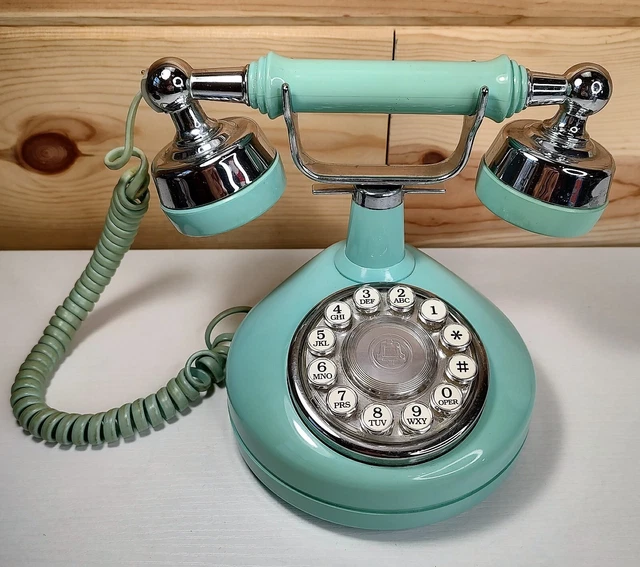 VINTAGE WESTERN ELECTRIC Mint Green Push Button Telephone Art Deco £20. ...