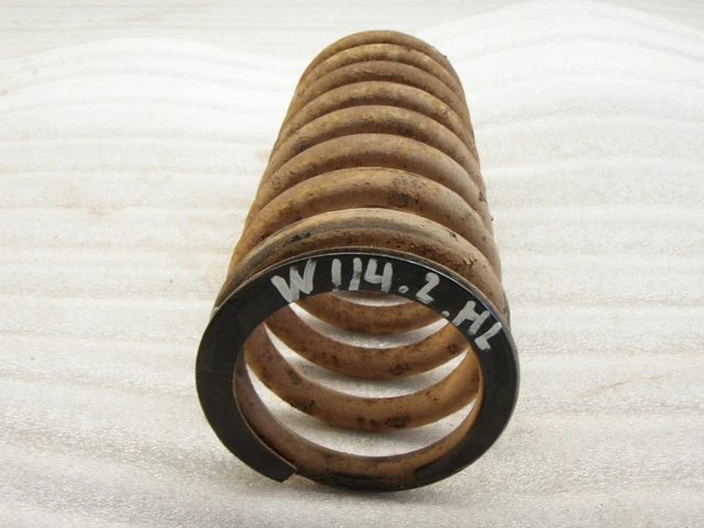 MERCEDES-BENZ W114 W115/8 stroke spring rear left (2) £21.93 - PicClick UK