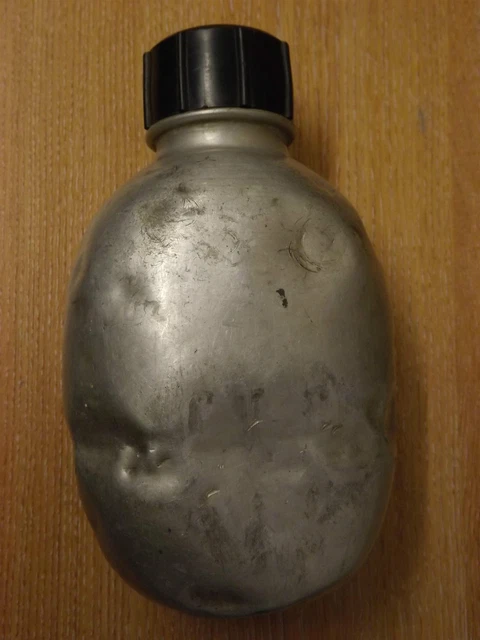 BRITISH ARMY 44 pattern water bottle 1960's Aluminium with plastic lid ...